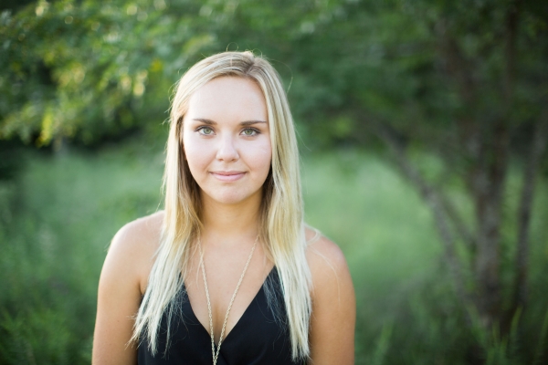 Emma | Style Session | Manhattan, KS | Emma York | La Brisa Photography ...